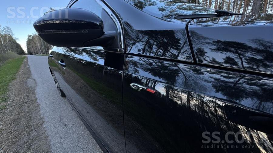 Black Peugeot 308 2016 in Jelgava, with an engine capacity of 2.00 L and mileage of 220 thousand km for 6990 €, photo 21 on AUTOMOTO.COM.LV