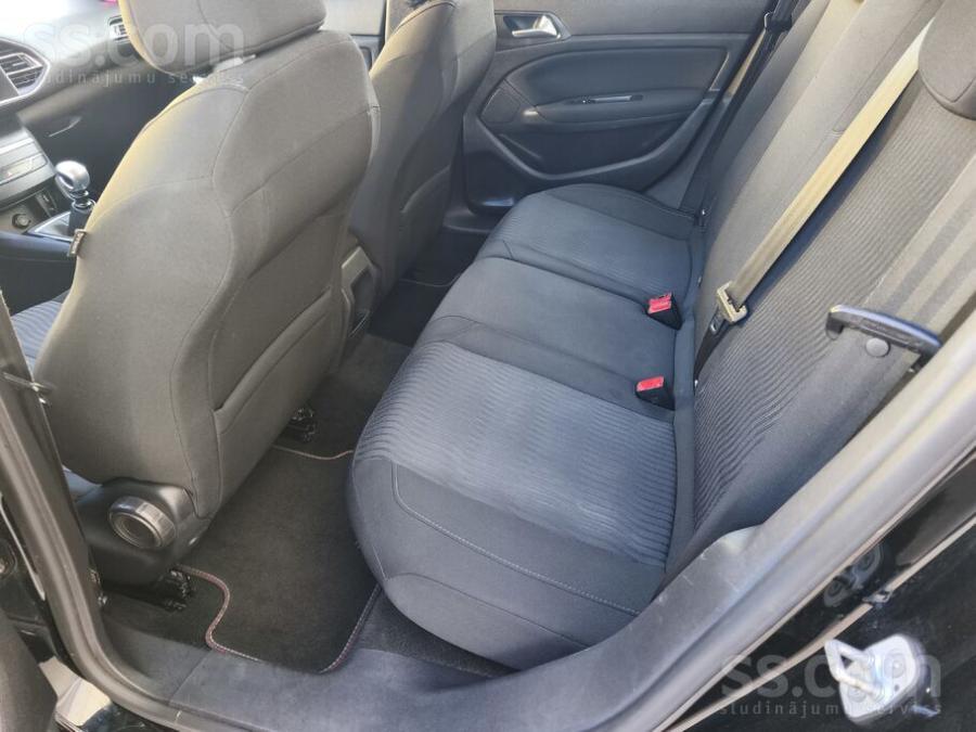 Melns Peugeot 308 2016 Rīga, ar dzinēja tilpumu 1.60 L un nobraukumu 0 tūkst. km par 4999 €, foto 11 vietnē AUTOMOTO.COM.LV