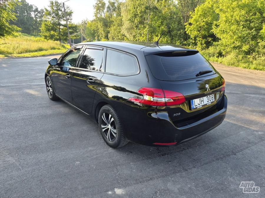 Melns Peugeot 308 2016 Kauņa, ar dzinēja tilpumu 1.60 L un nobraukumu 276 tūkst. km par 3950 €, foto 8 vietnē AUTOMOTO.COM.LV