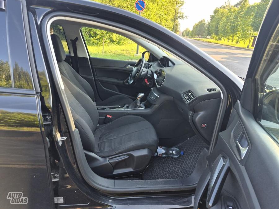 Melns Peugeot 308 2016 Kauņa, ar dzinēja tilpumu 1.60 L un nobraukumu 276 tūkst. km par 3950 €, foto 12 vietnē AUTOMOTO.COM.LV