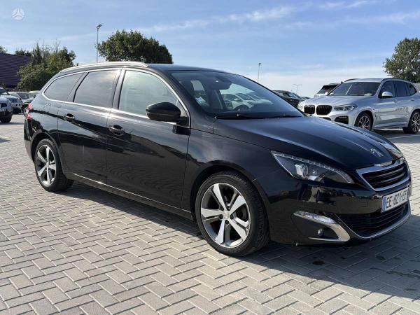 Пежо 308 2016 в Таураге на AUTOMOTO.COM.LV Черный Пежо 308 2016 в Таураге, объемом двигателя 1.20 л и пробегом 161 тыс. км за 4300 €, фото 4 на AUTOMOTO.COM.LV