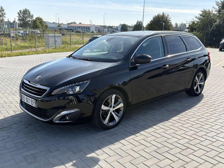 Black Peugeot 308 2016 in Taurage, with an engine capacity of 1.20 L and mileage of 161 thousand km for 4300 €, photo 5 on AUTOMOTO.COM.LV