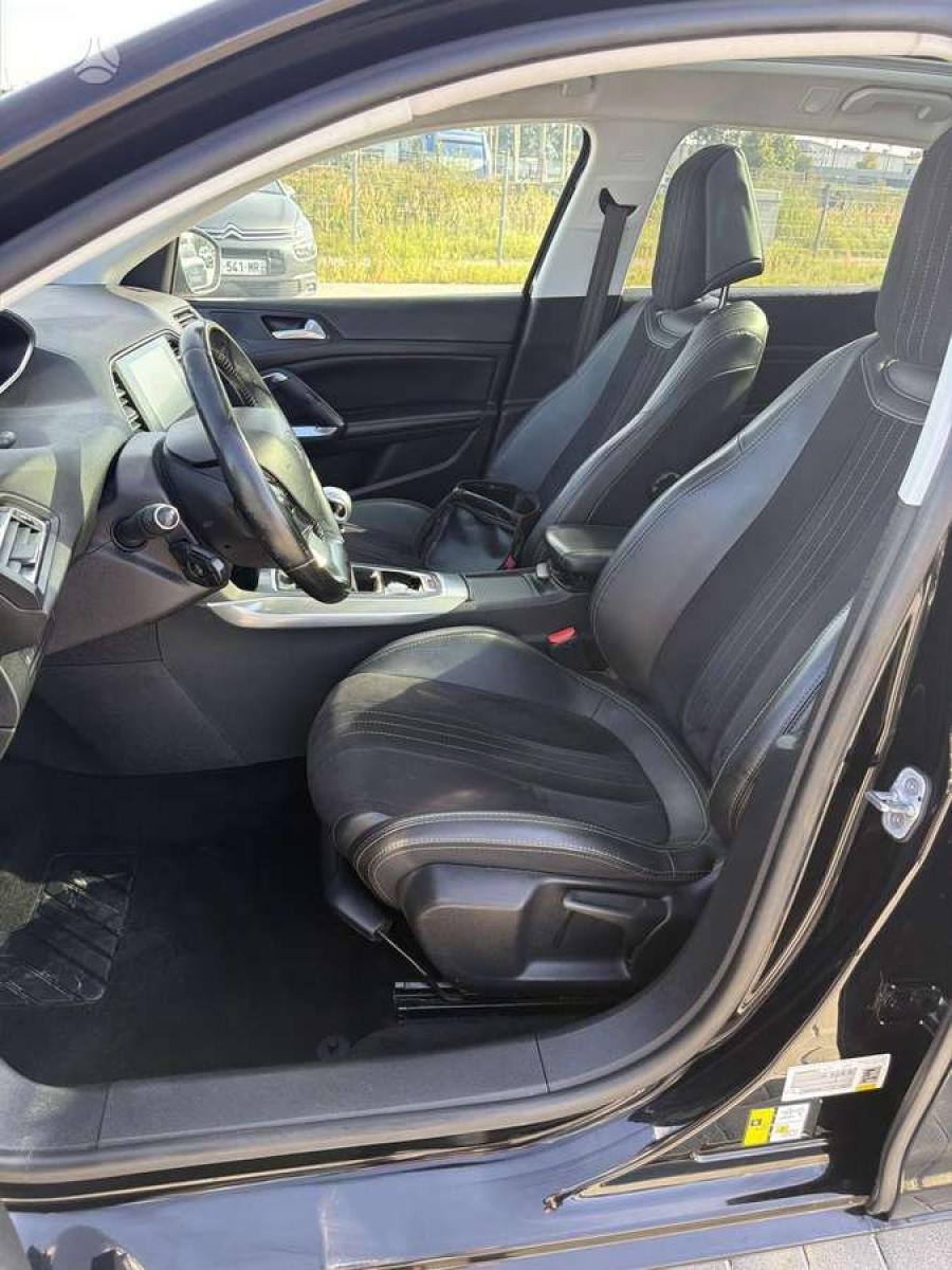Black Peugeot 308 2016 in Taurage, with an engine capacity of 1.20 L and mileage of 161 thousand km for 4300 €, photo 13 on AUTOMOTO.COM.LV