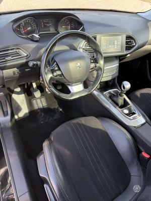 Black Peugeot 308 2016 in Taurage, with an engine capacity of 1.20 L and mileage of 161 thousand km for 4300 €, photo 18 on AUTOMOTO.COM.LV