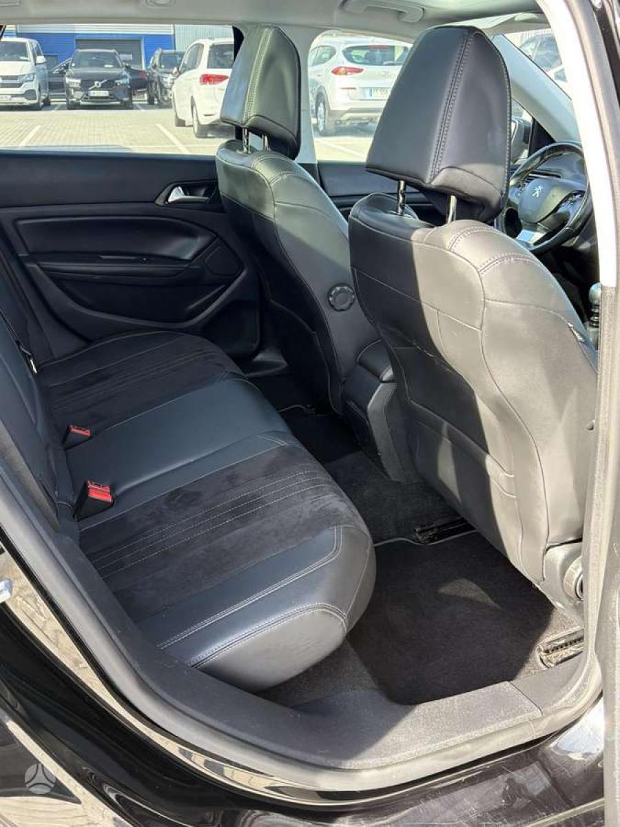 Black Peugeot 308 2016 in Taurage, with an engine capacity of 1.20 L and mileage of 161 thousand km for 4300 €, photo 20 on AUTOMOTO.COM.LV