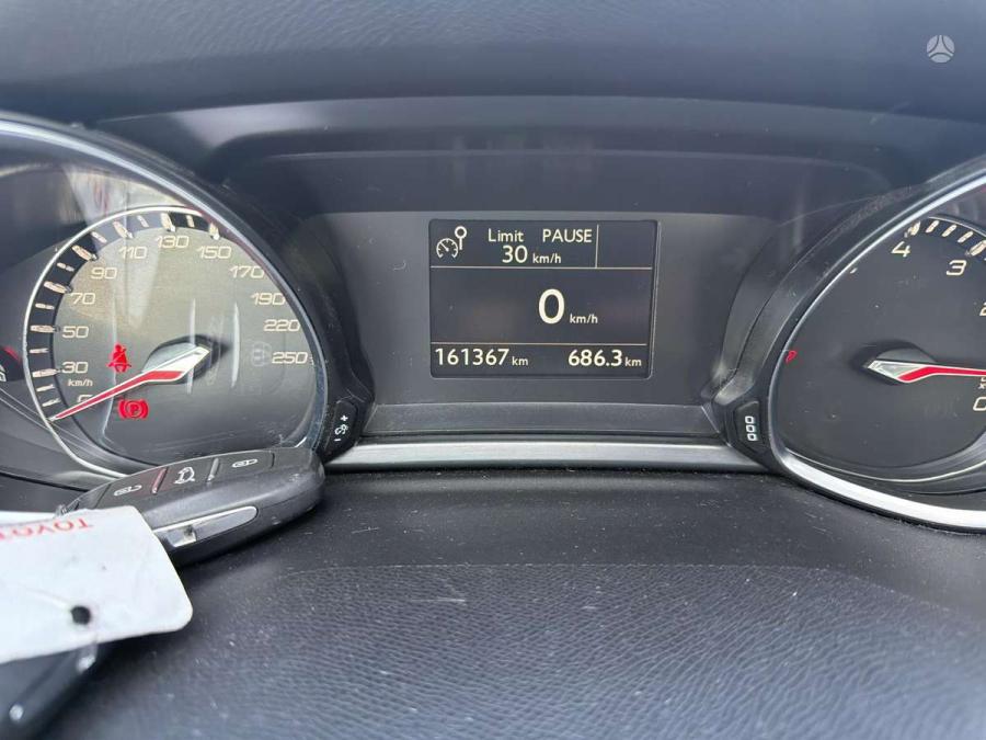 Black Peugeot 308 2016 in Taurage, with an engine capacity of 1.20 L and mileage of 161 thousand km for 4300 €, photo 25 on AUTOMOTO.COM.LV