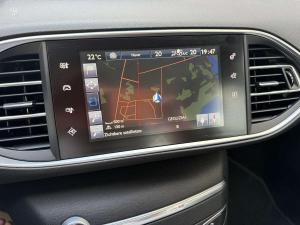 Melns Peugeot 308 2016 Šauļi, ar dzinēja tilpumu 1.56 L un nobraukumu 256 tūkst. km par 4650 €, foto 19 vietnē AUTOMOTO.COM.LV