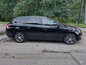 Melns Peugeot 308 2016 Alīta, ar dzinēja tilpumu 2.00 L un nobraukumu 253 tūkst. km par 5490 €, foto 7 vietnē AUTOMOTO.COM.LV