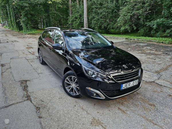 Peugeot 308 2016 in Alytus on AUTOMOTO.COM.LV Black Peugeot 308 2016 in Alytus, with an engine capacity of 2.00 L and mileage of 253 thousand km for 5490 €, photo 10 on AUTOMOTO.COM.LV