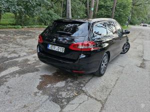 Melns Peugeot 308 2016 Alīta, ar dzinēja tilpumu 2.00 L un nobraukumu 253 tūkst. km par 5490 €, foto 13 vietnē AUTOMOTO.COM.LV