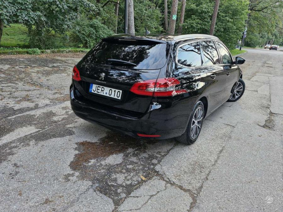 Melns Peugeot 308 2016 Alīta, ar dzinēja tilpumu 2.00 L un nobraukumu 253 tūkst. km par 5490 €, foto 13 vietnē AUTOMOTO.COM.LV