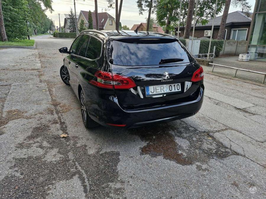 Melns Peugeot 308 2016 Alīta, ar dzinēja tilpumu 2.00 L un nobraukumu 253 tūkst. km par 5490 €, foto 19 vietnē AUTOMOTO.COM.LV