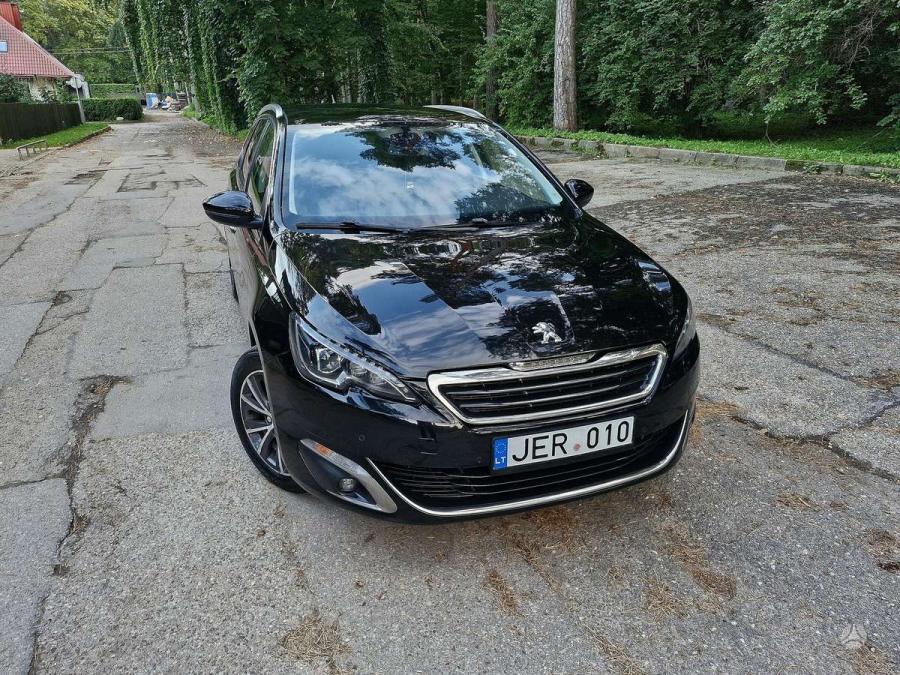 Melns Peugeot 308 2016 Alīta, ar dzinēja tilpumu 2.00 L un nobraukumu 253 tūkst. km par 5490 €, foto 22 vietnē AUTOMOTO.COM.LV