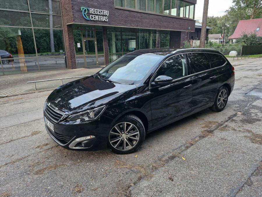 Melns Peugeot 308 2016 Alīta, ar dzinēja tilpumu 2.00 L un nobraukumu 253 tūkst. km par 5490 €, foto 28 vietnē AUTOMOTO.COM.LV