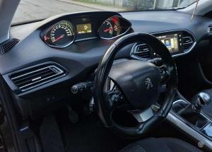 Melns Peugeot 308 2016 Alīta, ar dzinēja tilpumu 2.00 L un nobraukumu 253 tūkst. km par 5490 €, foto 33 vietnē AUTOMOTO.COM.LV