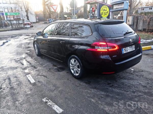 Melns Peugeot 308 2016 Jūrmala, ar dzinēja tilpumu 1.60 L un nobraukumu 160 tūkst. km par 3600 €, foto 5 vietnē AUTOMOTO.COM.LV