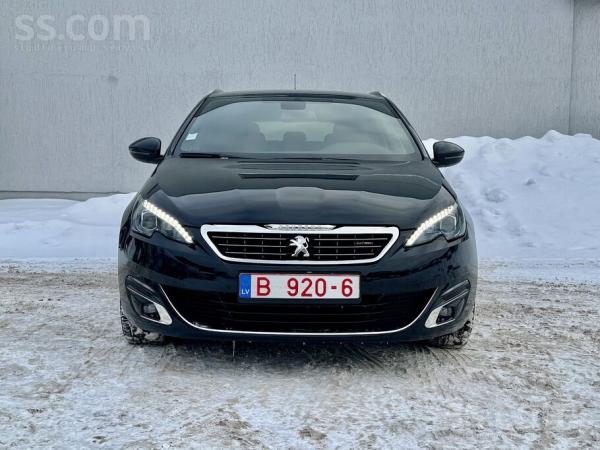 Black Peugeot 308 2017 in Jelgava, with an engine capacity of 2.00 L and mileage of 0 thousand km for 8750 €, photo 3 on AUTOMOTO.COM.LV
