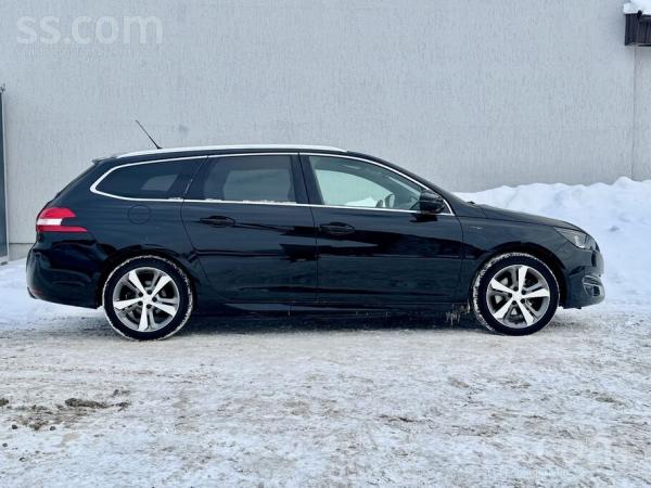 Black Peugeot 308 2017 in Jelgava, with an engine capacity of 2.00 L and mileage of 0 thousand km for 8750 €, photo 5 on AUTOMOTO.COM.LV