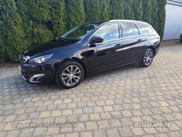 Black Peugeot 308 2017 in Paide, with an engine capacity of 1.60 L and mileage of 262 thousand km for 6990 €, photo 1 on AUTOMOTO.COM.LV