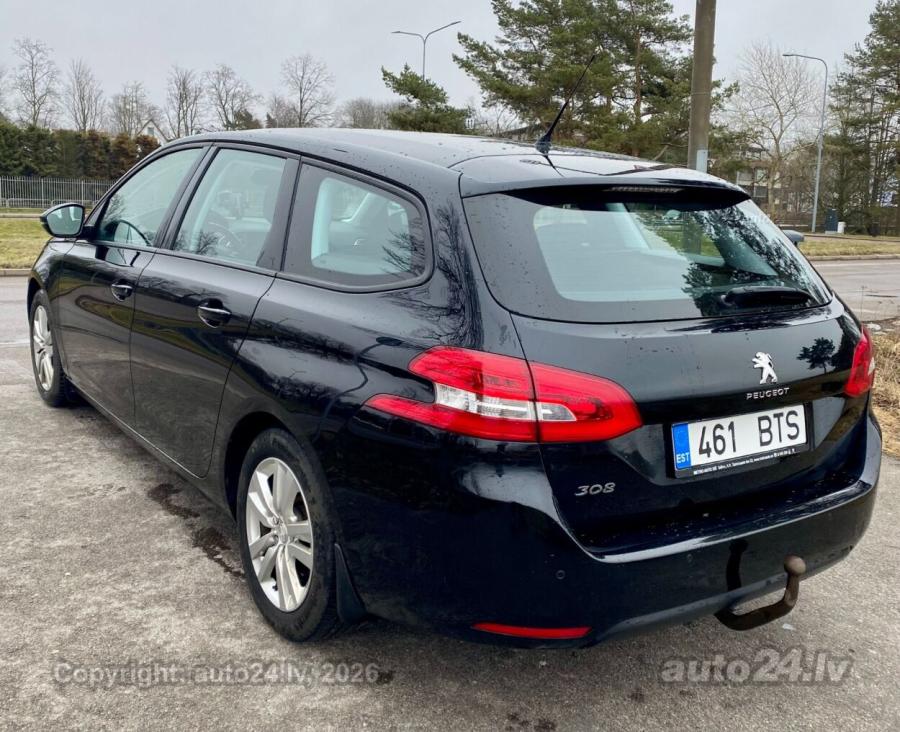 Black Peugeot 308 2017 in Tallinn, with an engine capacity of 1.60 L and mileage of 185 thousand km for 7990 €, photo 7 on AUTOMOTO.COM.LV