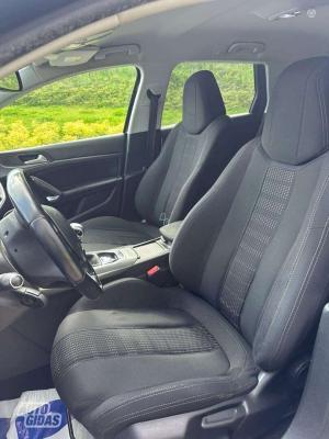 Melns Peugeot 308 2017 Viļņa, ar dzinēja tilpumu 1.60 L un nobraukumu 173 tūkst. km par 7250 €, foto 12 vietnē AUTOMOTO.COM.LV