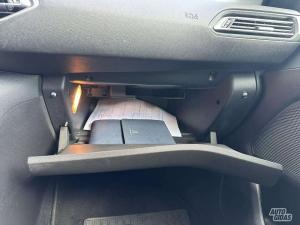 Melns Peugeot 308 2017 Viļņa, ar dzinēja tilpumu 1.60 L un nobraukumu 173 tūkst. km par 7250 €, foto 21 vietnē AUTOMOTO.COM.LV