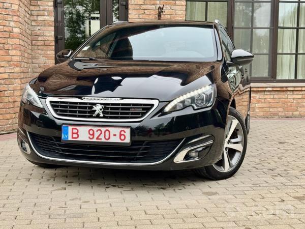 Melns Peugeot 308 2017 Jelgava, ar dzinēja tilpumu 2.00 L un nobraukumu 0 tūkst. km par 7950 €, foto 1 vietnē AUTOMOTO.COM.LV