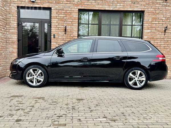 Melns Peugeot 308 2017 Jelgava, ar dzinēja tilpumu 2.00 L un nobraukumu 0 tūkst. km par 7950 €, foto 4 vietnē AUTOMOTO.COM.LV