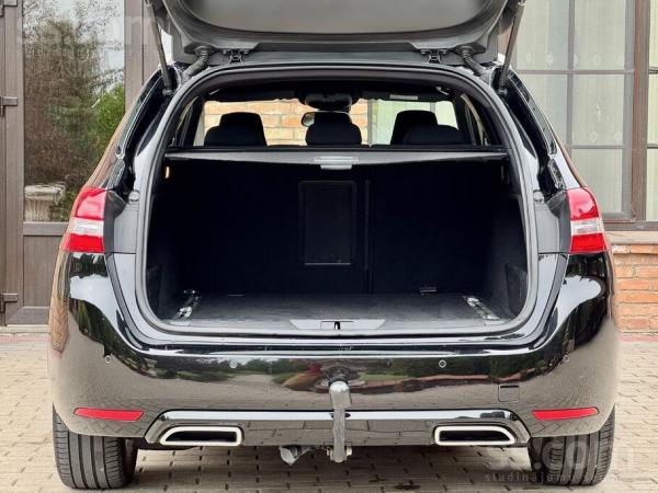 Melns Peugeot 308 2017 Jelgava, ar dzinēja tilpumu 2.00 L un nobraukumu 0 tūkst. km par 7950 €, foto 10 vietnē AUTOMOTO.COM.LV