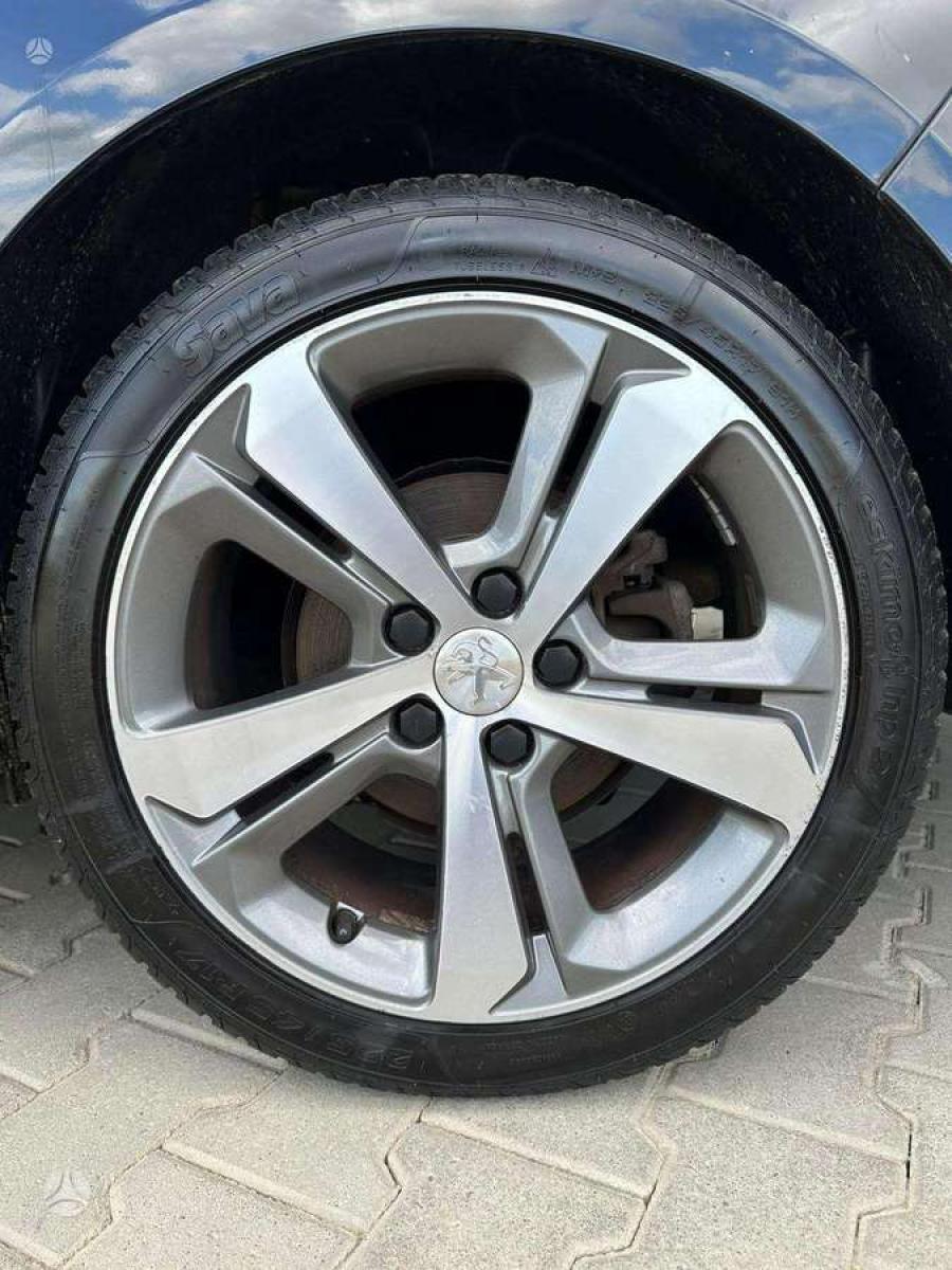 Melns Peugeot 308 2017 Viļņa, ar dzinēja tilpumu 1.56 L un nobraukumu 173 tūkst. km par 7250 €, foto 11 vietnē AUTOMOTO.COM.LV