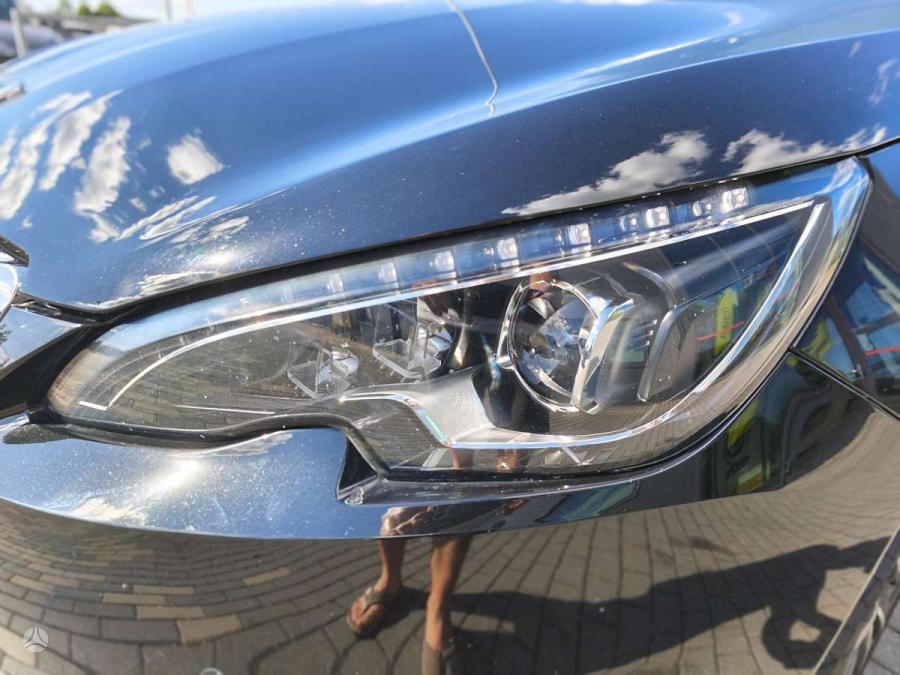 Black Peugeot 308 2017 in Siauliai, with an engine capacity of 1.56 L and mileage of 250 thousand km for 6200 €, photo 10 on AUTOMOTO.COM.LV