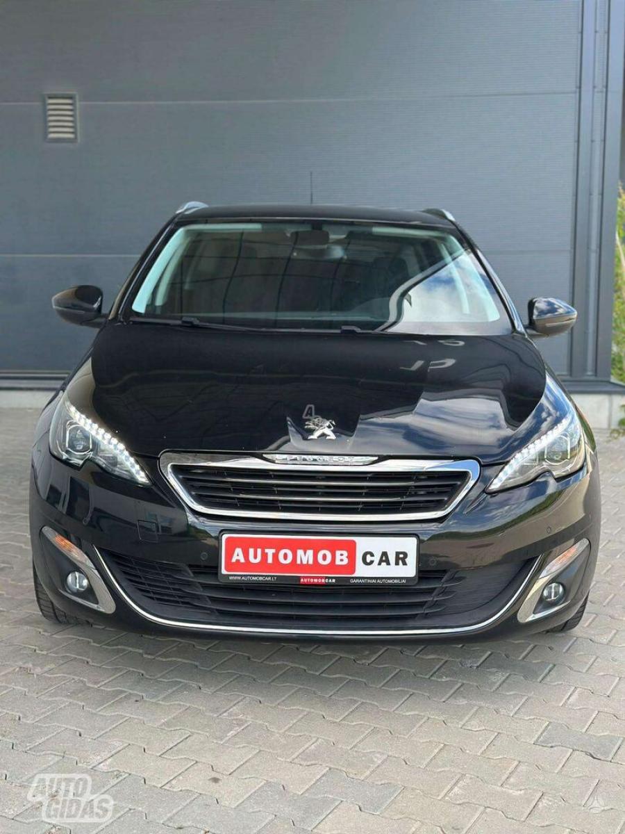 Black Peugeot 308 2017 in Vilnius, with an engine capacity of 1.60 L and mileage of 173 thousand km for 6750 €, photo 3 on AUTOMOTO.COM.LV