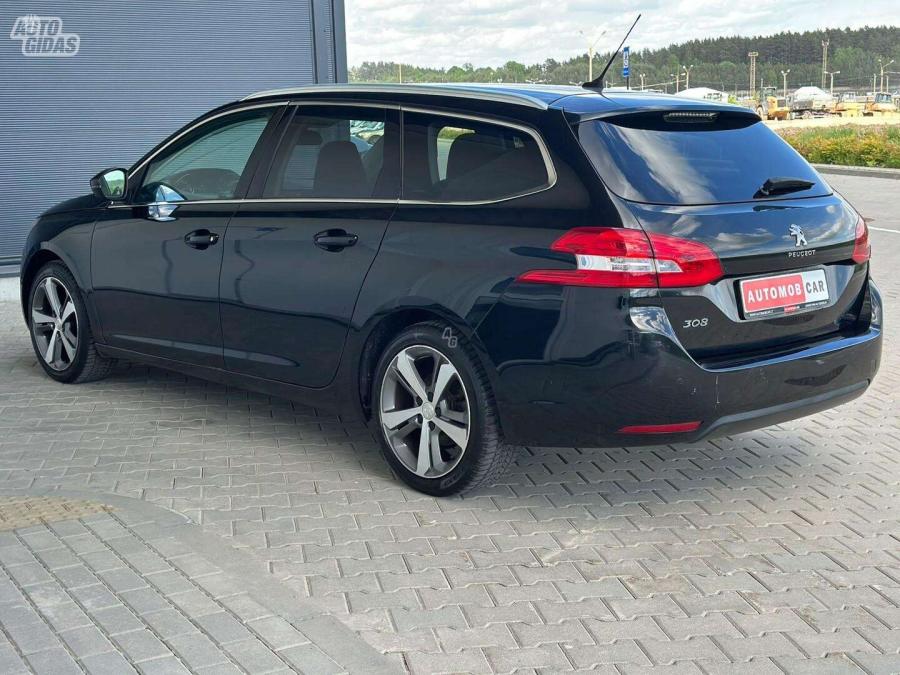 Black Peugeot 308 2017 in Vilnius, with an engine capacity of 1.60 L and mileage of 173 thousand km for 6750 €, photo 7 on AUTOMOTO.COM.LV