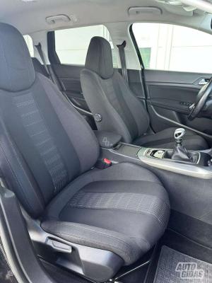Black Peugeot 308 2017 in Vilnius, with an engine capacity of 1.60 L and mileage of 173 thousand km for 6750 €, photo 10 on AUTOMOTO.COM.LV
