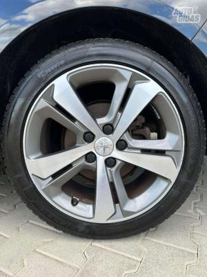 Black Peugeot 308 2017 in Vilnius, with an engine capacity of 1.60 L and mileage of 173 thousand km for 6750 €, photo 11 on AUTOMOTO.COM.LV