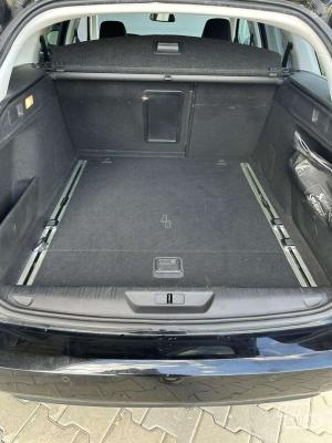 Black Peugeot 308 2017 in Vilnius, with an engine capacity of 1.60 L and mileage of 173 thousand km for 6750 €, photo 17 on AUTOMOTO.COM.LV