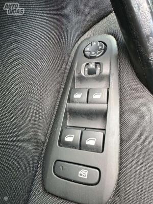 Black Peugeot 308 2017 in Vilnius, with an engine capacity of 1.60 L and mileage of 173 thousand km for 6750 €, photo 18 on AUTOMOTO.COM.LV