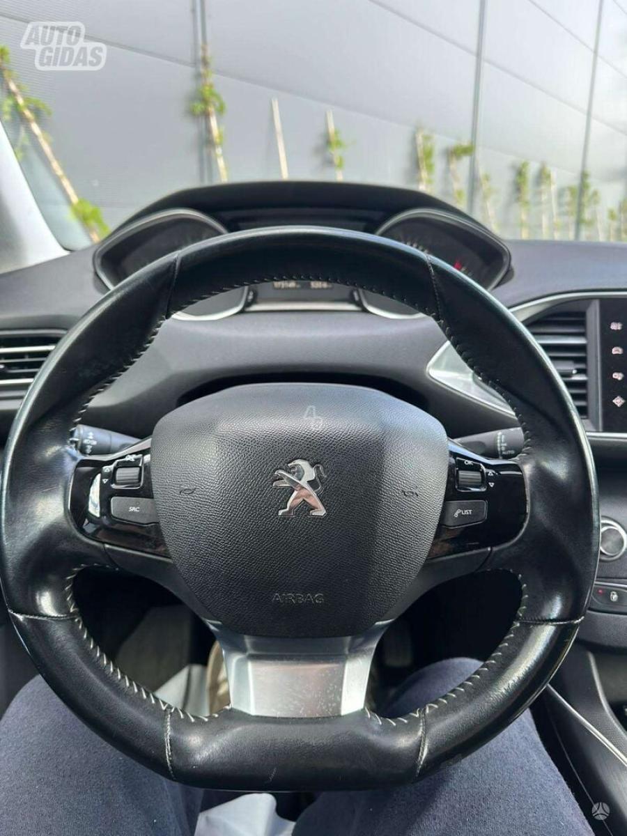 Black Peugeot 308 2017 in Vilnius, with an engine capacity of 1.60 L and mileage of 173 thousand km for 6750 €, photo 27 on AUTOMOTO.COM.LV