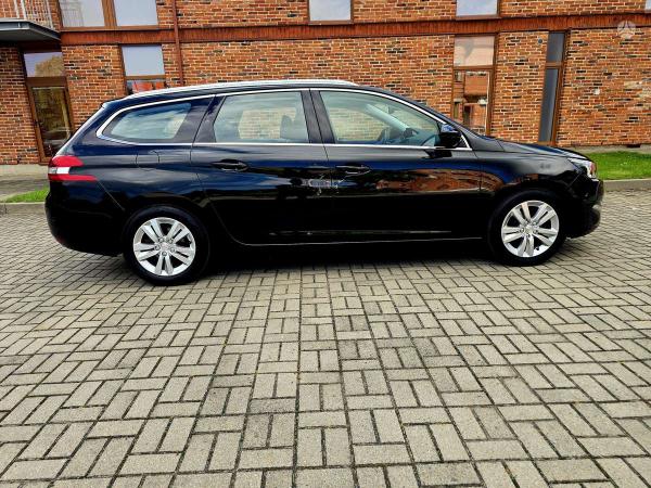 Melns Peugeot 308 2017 Marijampole, ar dzinēja tilpumu 1.56 L un nobraukumu 249 tūkst. km par 5850 €, foto 6 vietnē AUTOMOTO.COM.LV