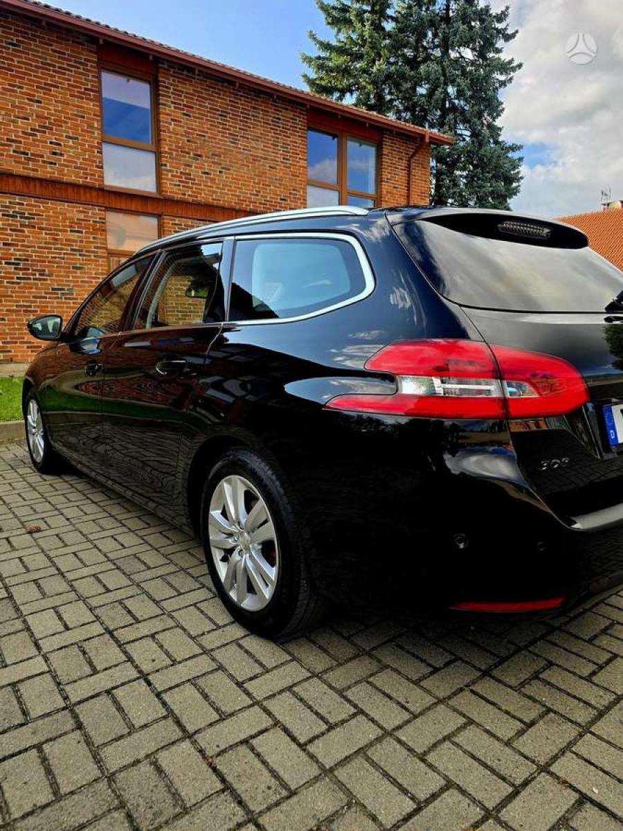 Melns Peugeot 308 2017 Marijampole, ar dzinēja tilpumu 1.56 L un nobraukumu 249 tūkst. km par 5850 €, foto 13 vietnē AUTOMOTO.COM.LV