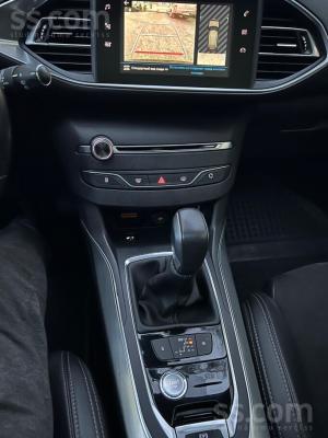 Black Peugeot 308 2018 in Riga, with an engine capacity of 1.60 L and mileage of 105 thousand km for 8950 €, photo 10 on AUTOMOTO.COM.LV