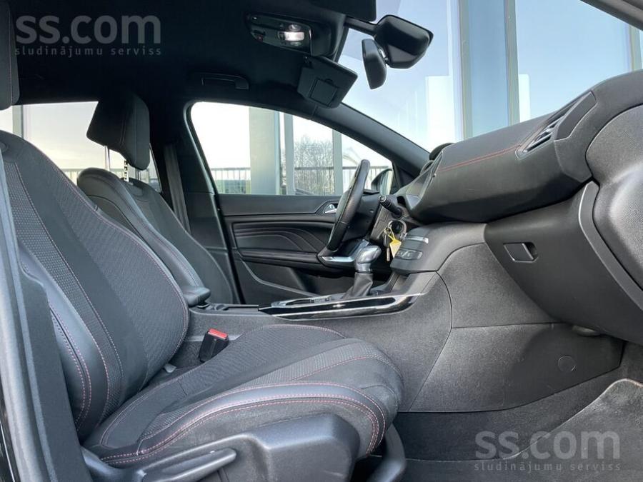 Black Peugeot 308 2018 in Tukums, with an engine capacity of 1.50 L and mileage of 148 thousand km for 7990 €, photo 21 on AUTOMOTO.COM.LV