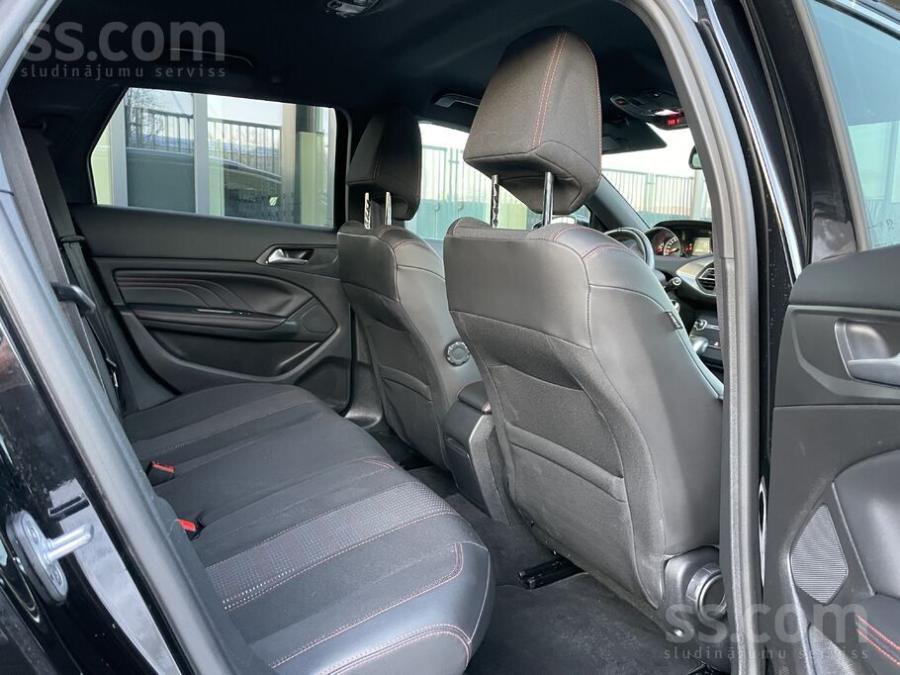 Black Peugeot 308 2018 in Tukums, with an engine capacity of 1.50 L and mileage of 148 thousand km for 7990 €, photo 23 on AUTOMOTO.COM.LV
