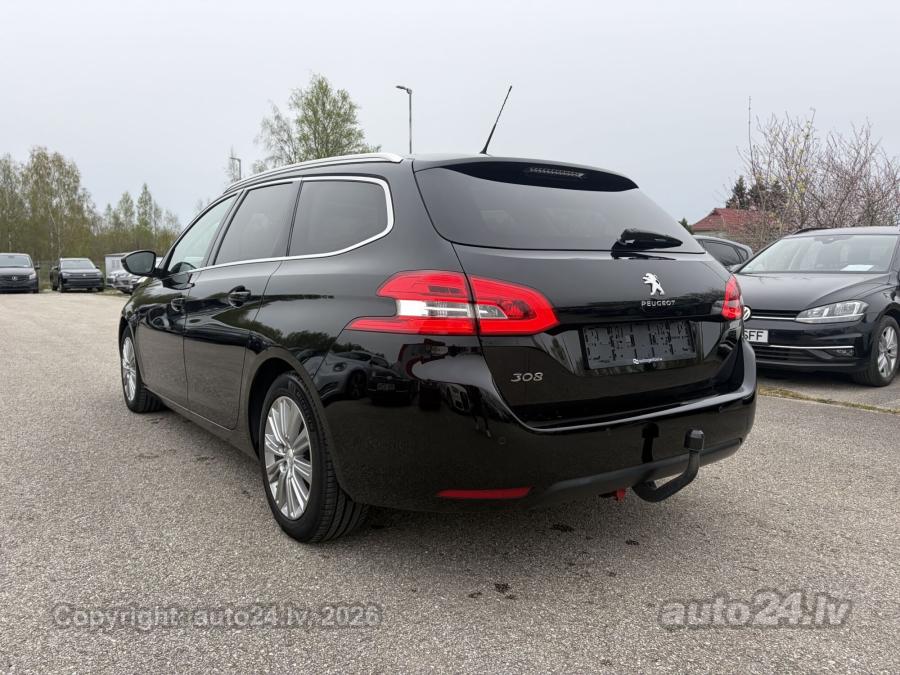 Melns Peugeot 308 2018 Viljandi, ar dzinēja tilpumu 1.20 L un nobraukumu 78 tūkst. km par 7690 €, foto 5 vietnē AUTOMOTO.COM.LV