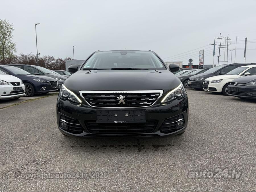 Melns Peugeot 308 2018 Viljandi, ar dzinēja tilpumu 1.20 L un nobraukumu 78 tūkst. km par 7690 €, foto 14 vietnē AUTOMOTO.COM.LV