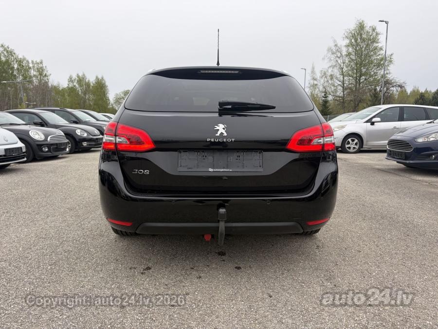 Melns Peugeot 308 2018 Viljandi, ar dzinēja tilpumu 1.20 L un nobraukumu 78 tūkst. km par 7690 €, foto 15 vietnē AUTOMOTO.COM.LV