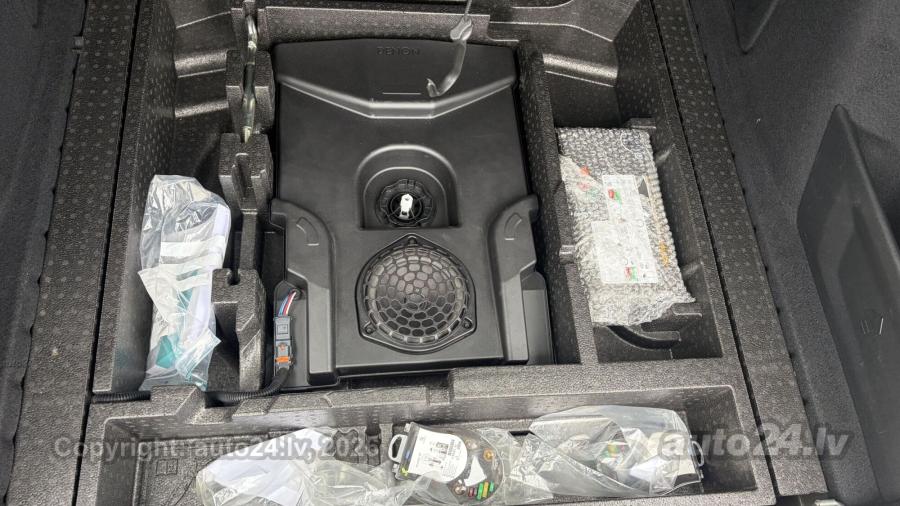 Melns Peugeot 308 2018 Viljandi, ar dzinēja tilpumu 1.20 L un nobraukumu 78 tūkst. km par 7690 €, foto 19 vietnē AUTOMOTO.COM.LV
