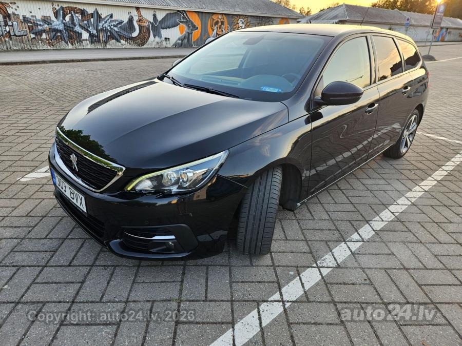 Black Peugeot 308 2018 in Tartu, with an engine capacity of 1.60 L and mileage of 223 thousand km for 7200 €, photo 3 on AUTOMOTO.COM.LV
