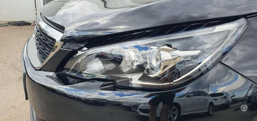 Melns Peugeot 308 2018 Kauņa, ar dzinēja tilpumu 1.56 L un nobraukumu 280 tūkst. km par 6350 €, foto 10 vietnē AUTOMOTO.COM.LV
