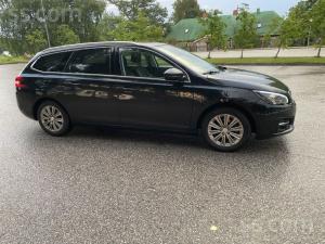 Black Peugeot 308 2018 in Cesis, with an engine capacity of 1.20 L and mileage of 189 thousand km for 7200 €, photo 5 on AUTOMOTO.COM.LV